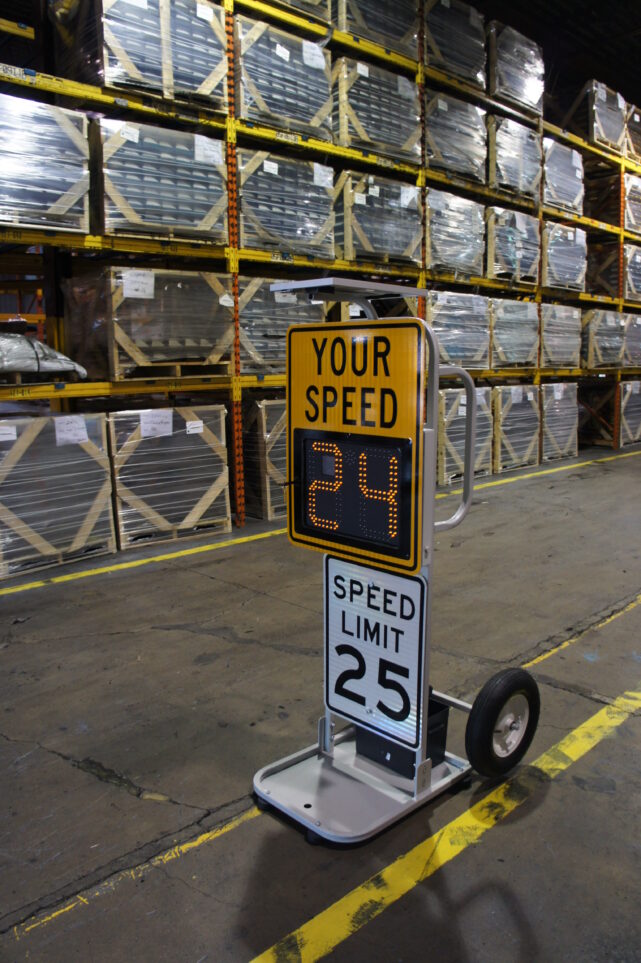 SafePace Radar Speed Signs - Traffic Logix