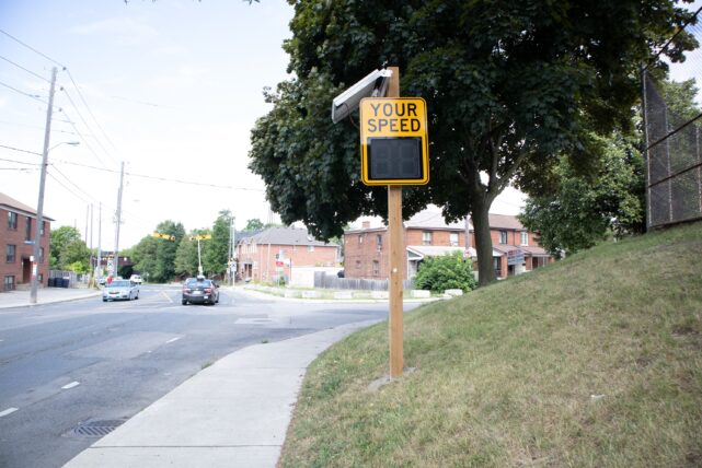 SafePace Radar Speed Signs - Traffic Logix